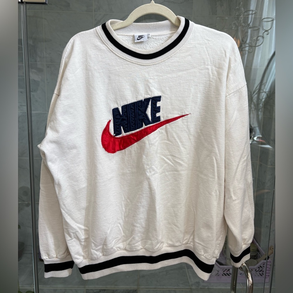 Rare Vintage Nike Crew Neck - Gem